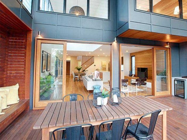 2 Sliding Doors Gallery