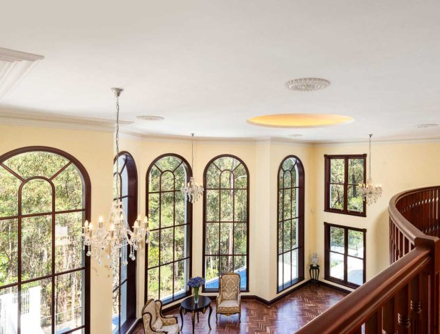 Custom Windows Gallery