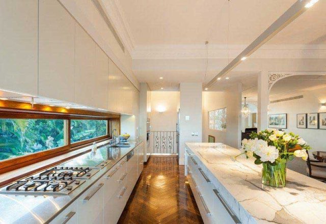 Sliding Windows Gallery